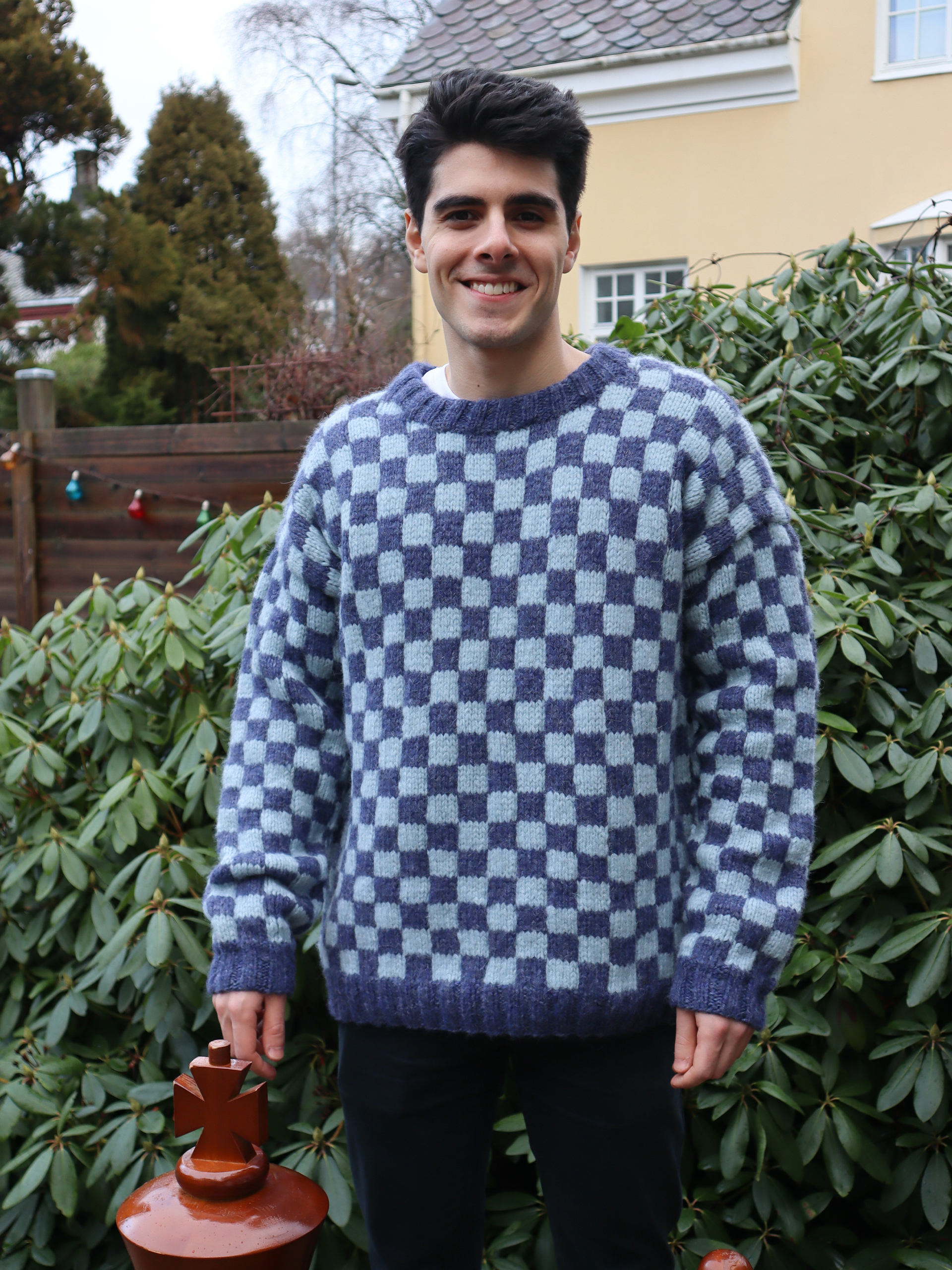 100-04 Norway chess chunky genser - Garnius