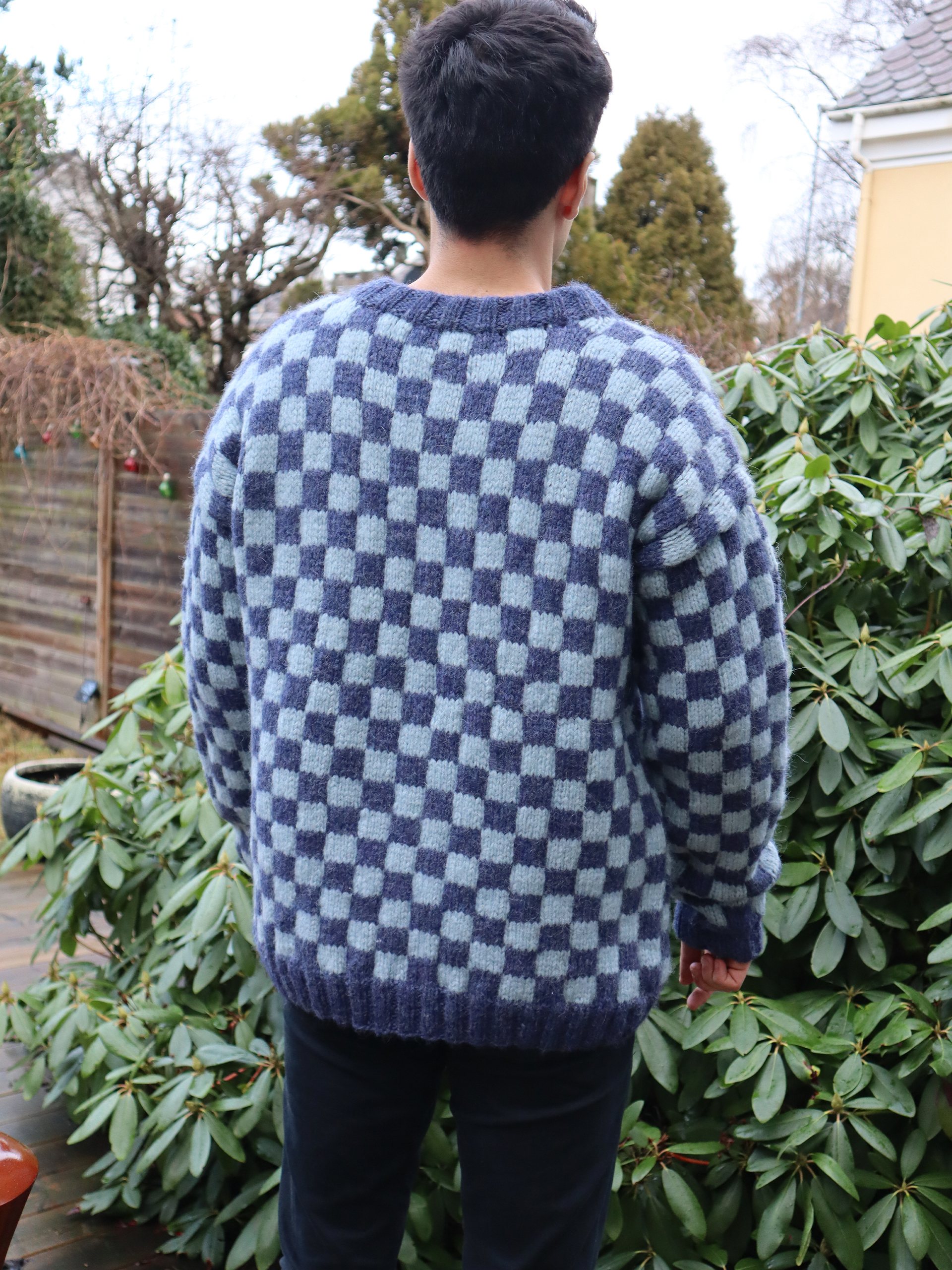 100-04 Norway chess chunky genser - Garnius