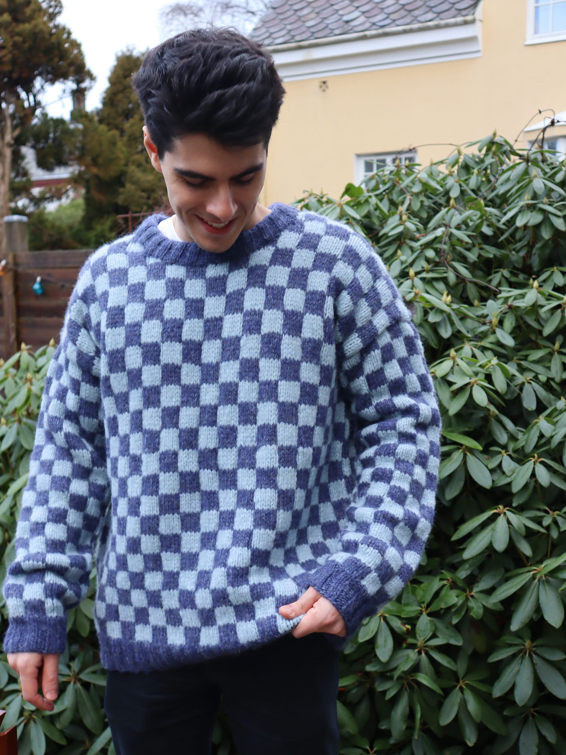 100-04 Norway chess chunky genser - Garnius