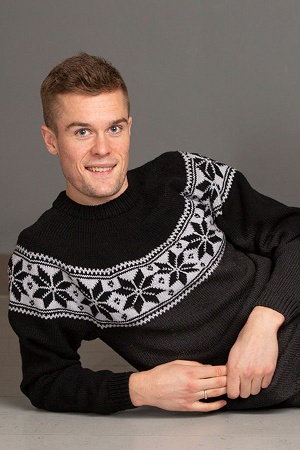 2106-10 Setesdal genser Sølve - Garnius - Garnius.no