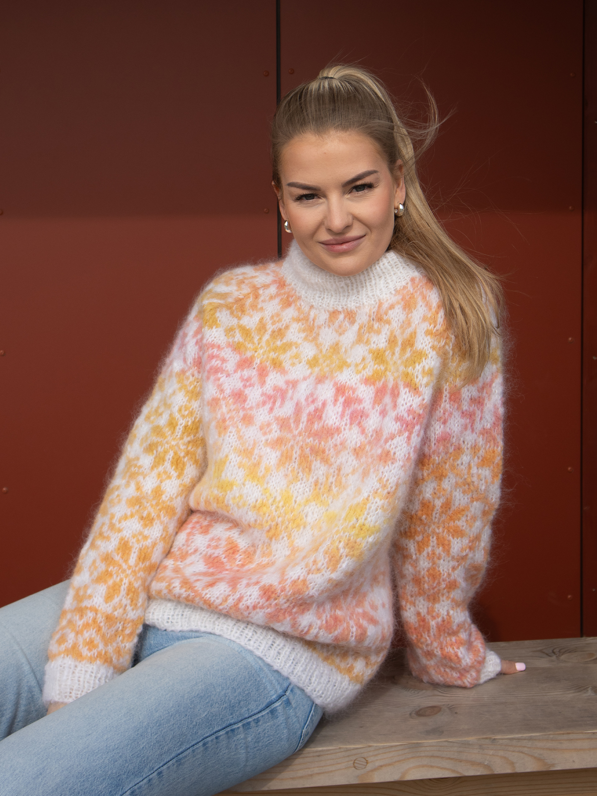 24-29 Carly genser Sunshine (Mohair + Caness) - Garnius