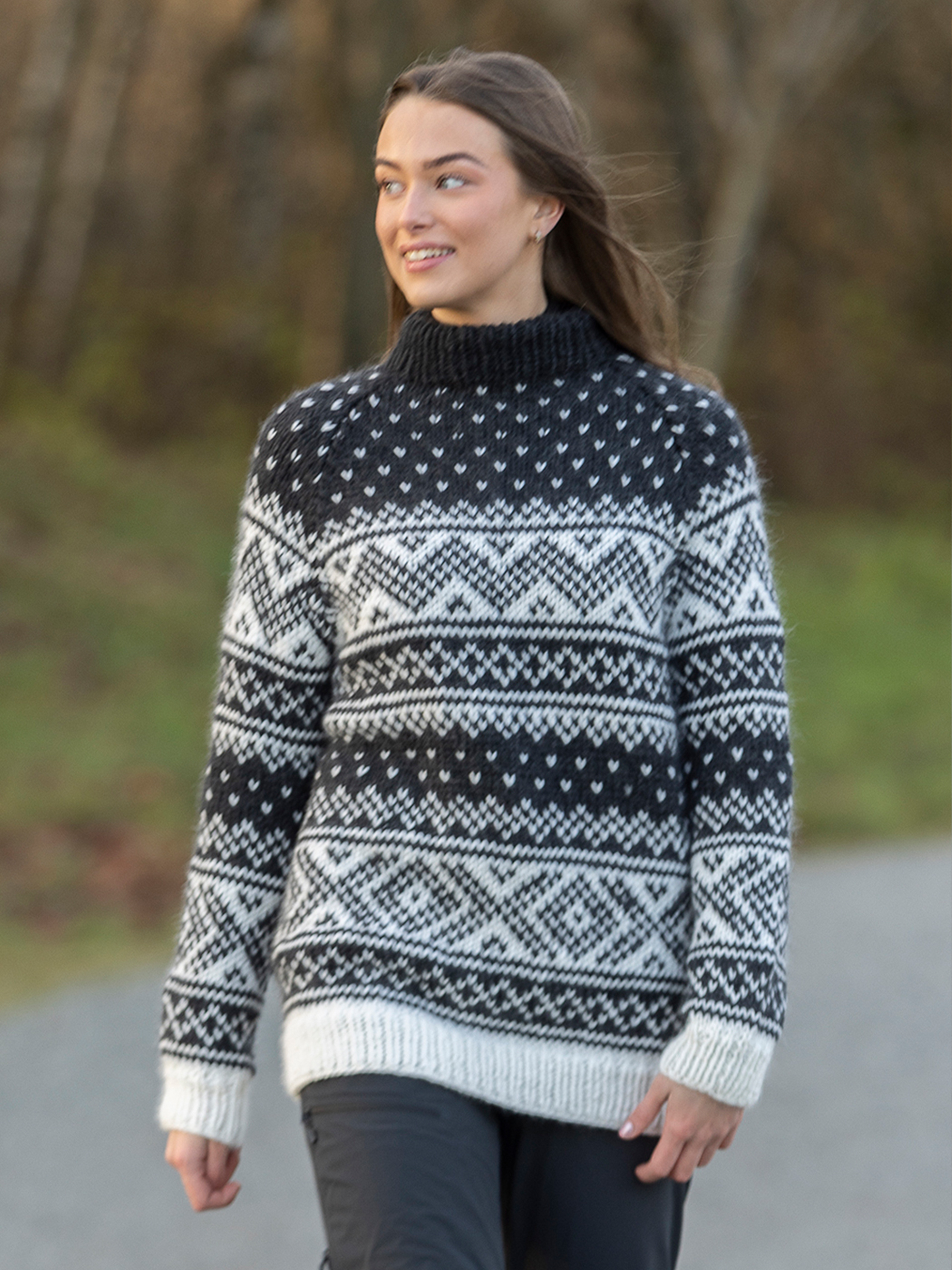 2402-1b Setesdal genser, Gyro - Garnius