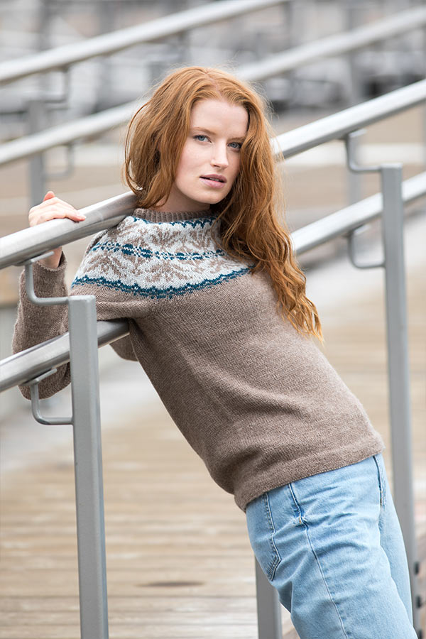 70-02 Maria genser lys brun - Garnius