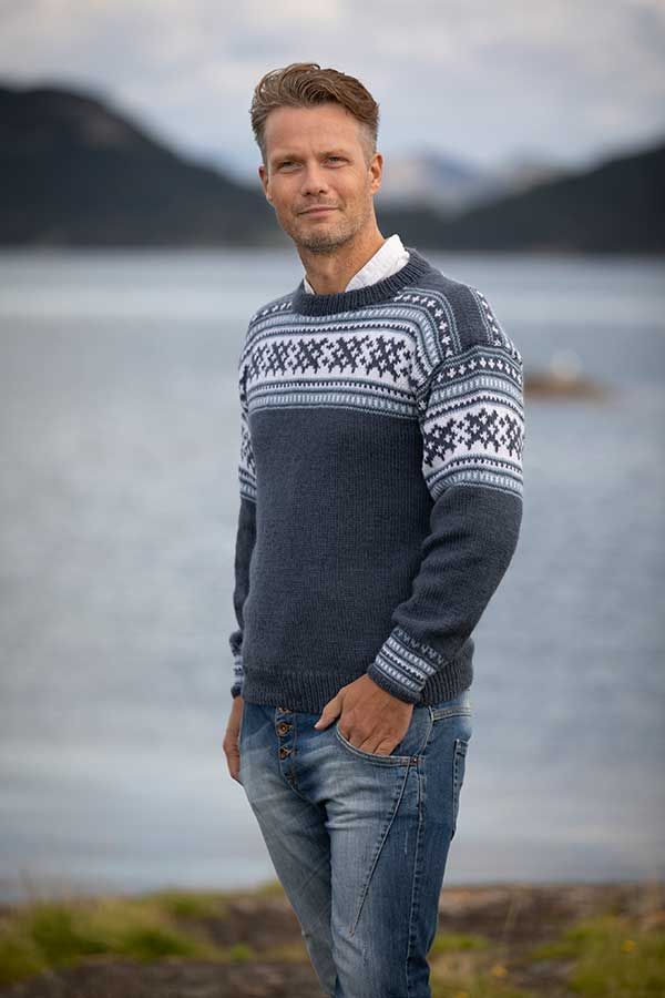 2001-7 Alex genser - Garnius