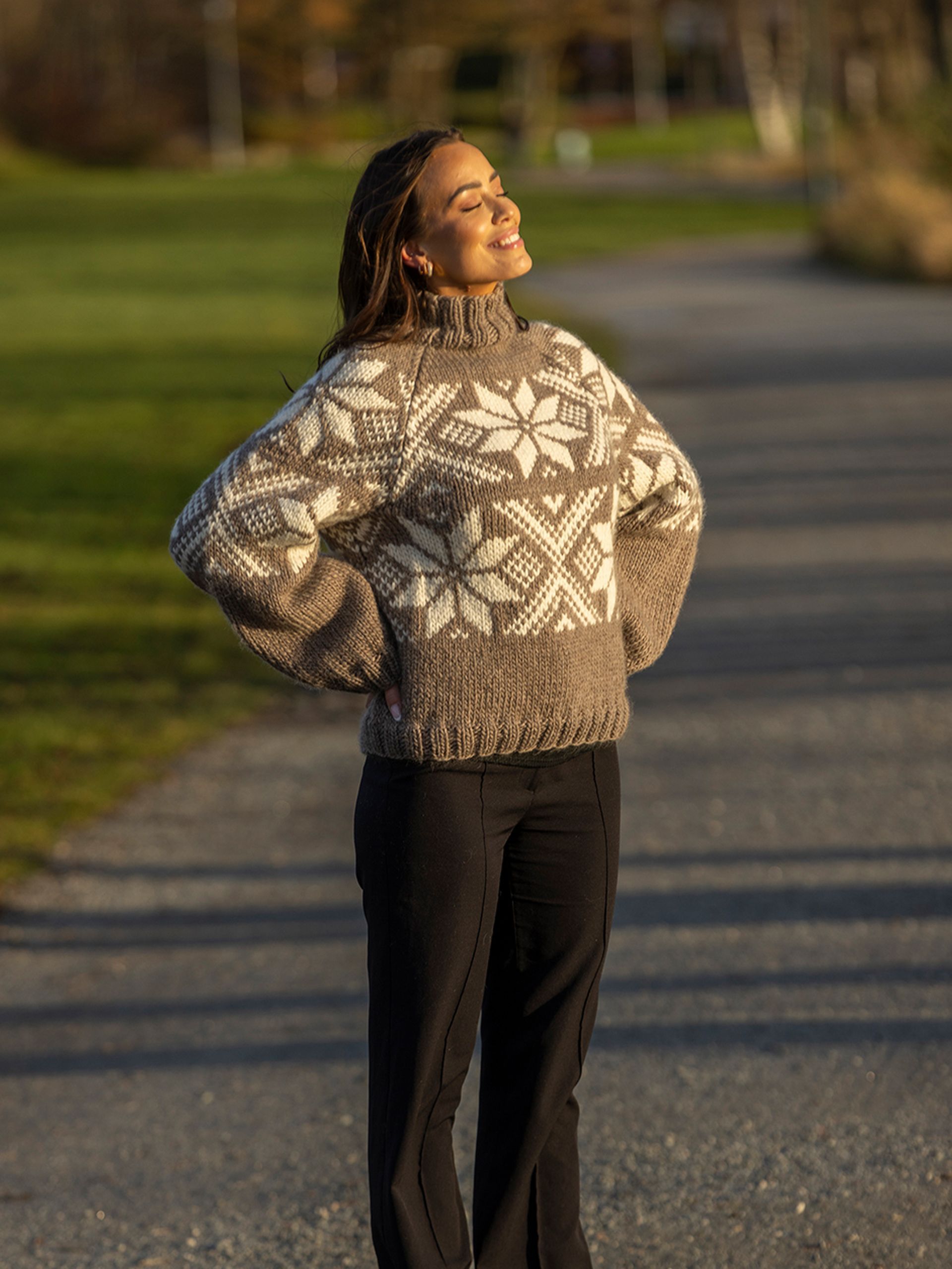 2402-9 Snoi genser - Garnius