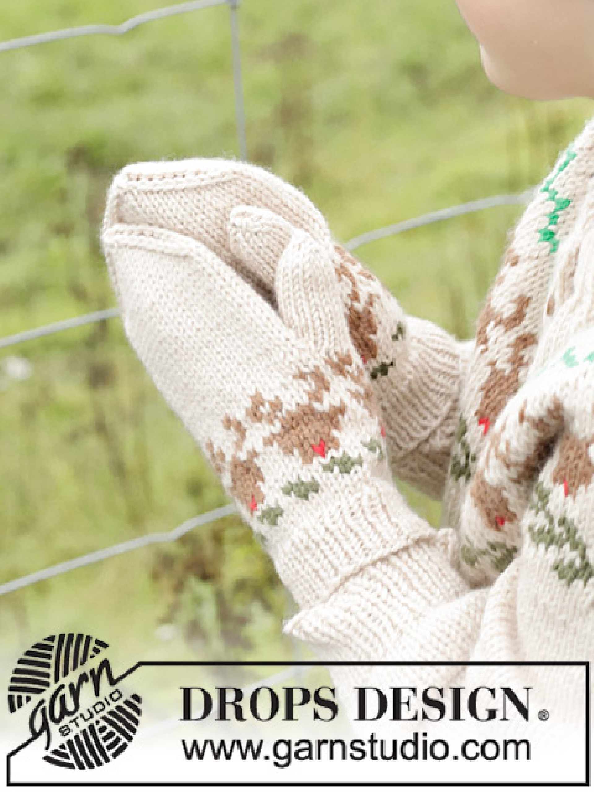 47-19 Reindeer Dance Mittens - Garnius