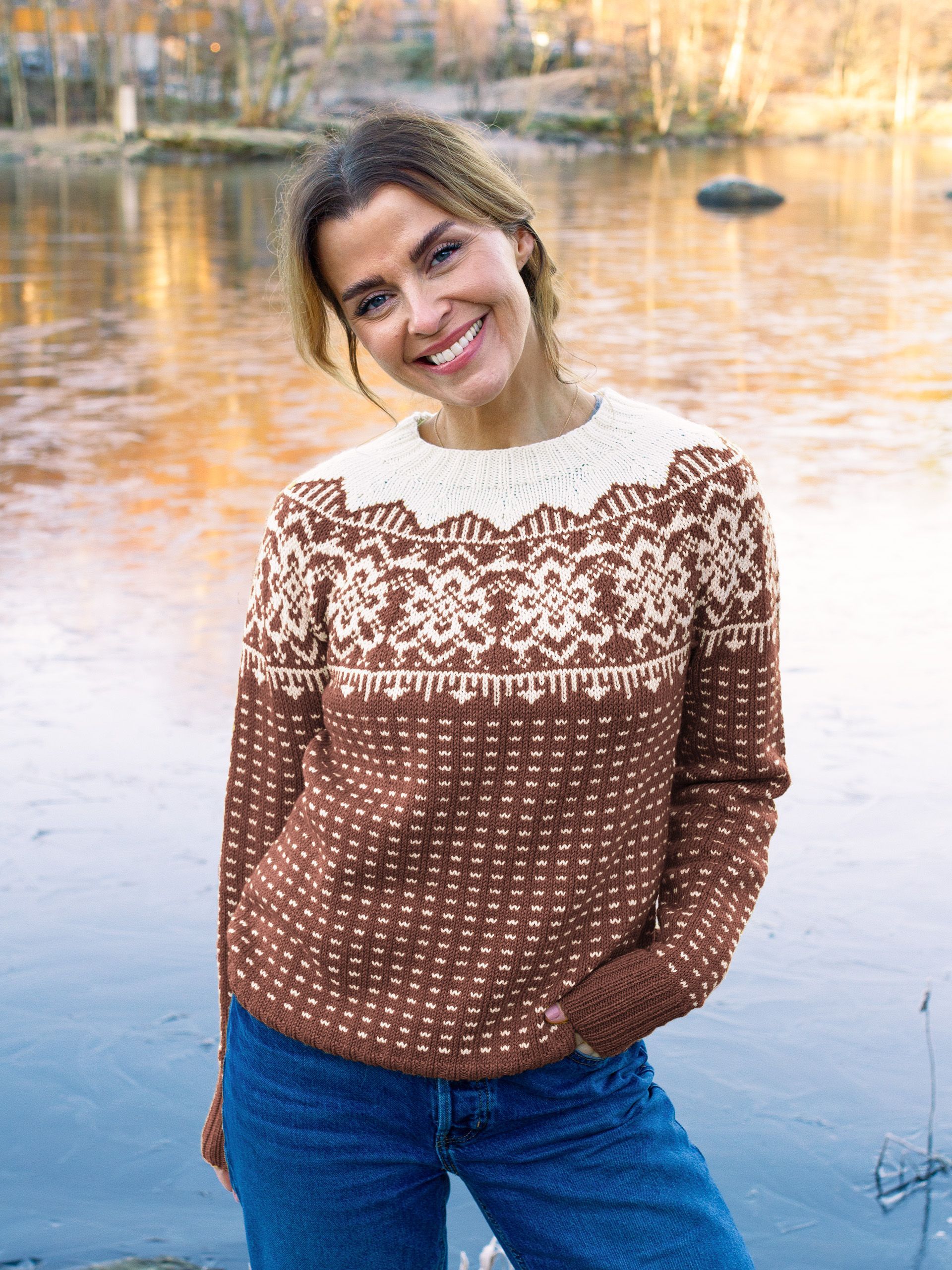 521K-03f MOY genser dame - Garnius