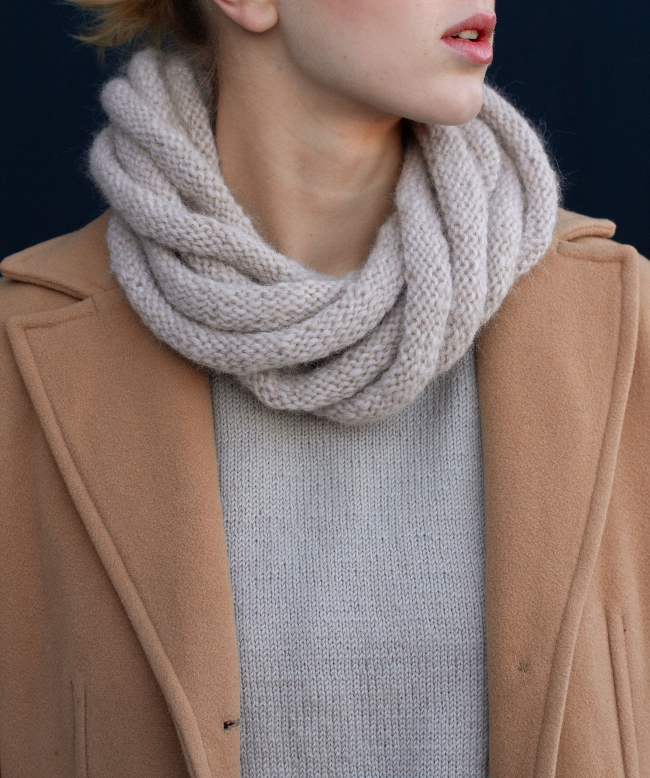 421M-01a SNOOR skjerf - Garnius