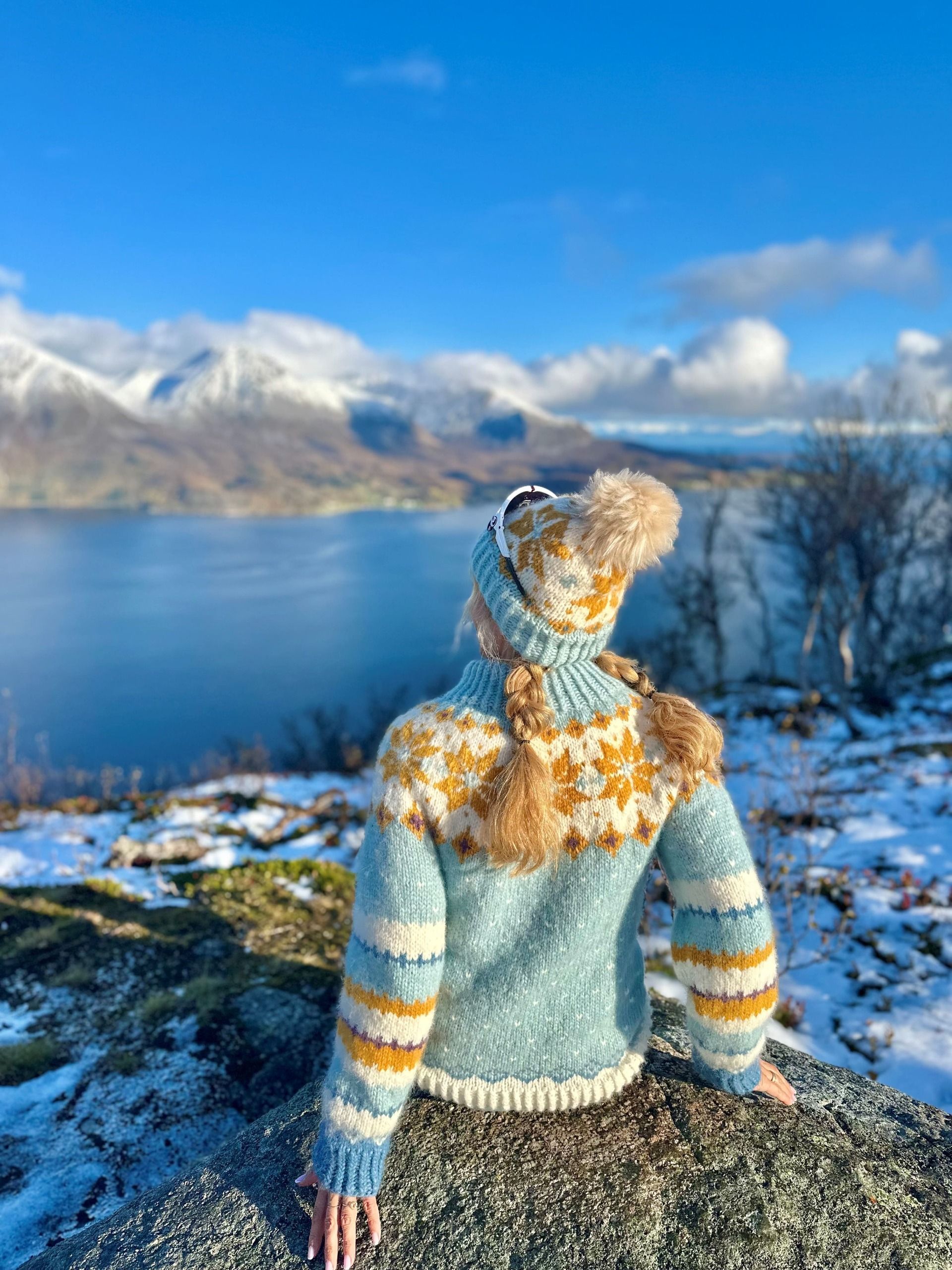 521E-09a Vinterstjerne genser fra nord - Garnius