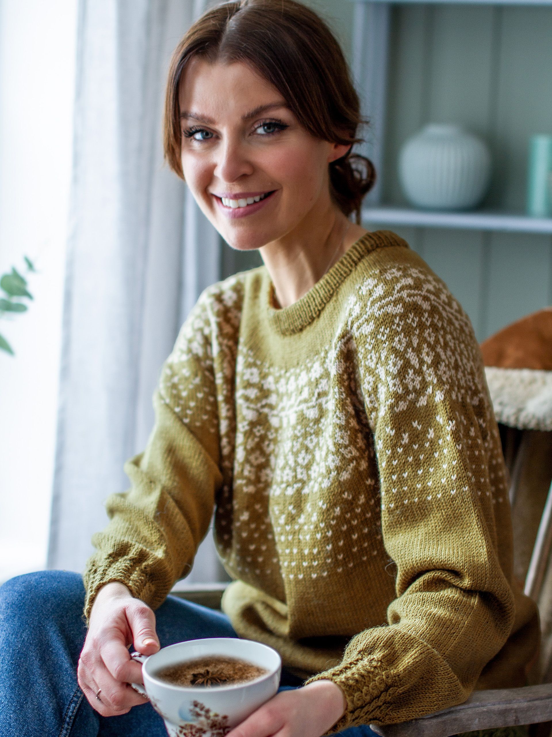 BLOMSTRING genser sennep (Woolevo) - Garnius