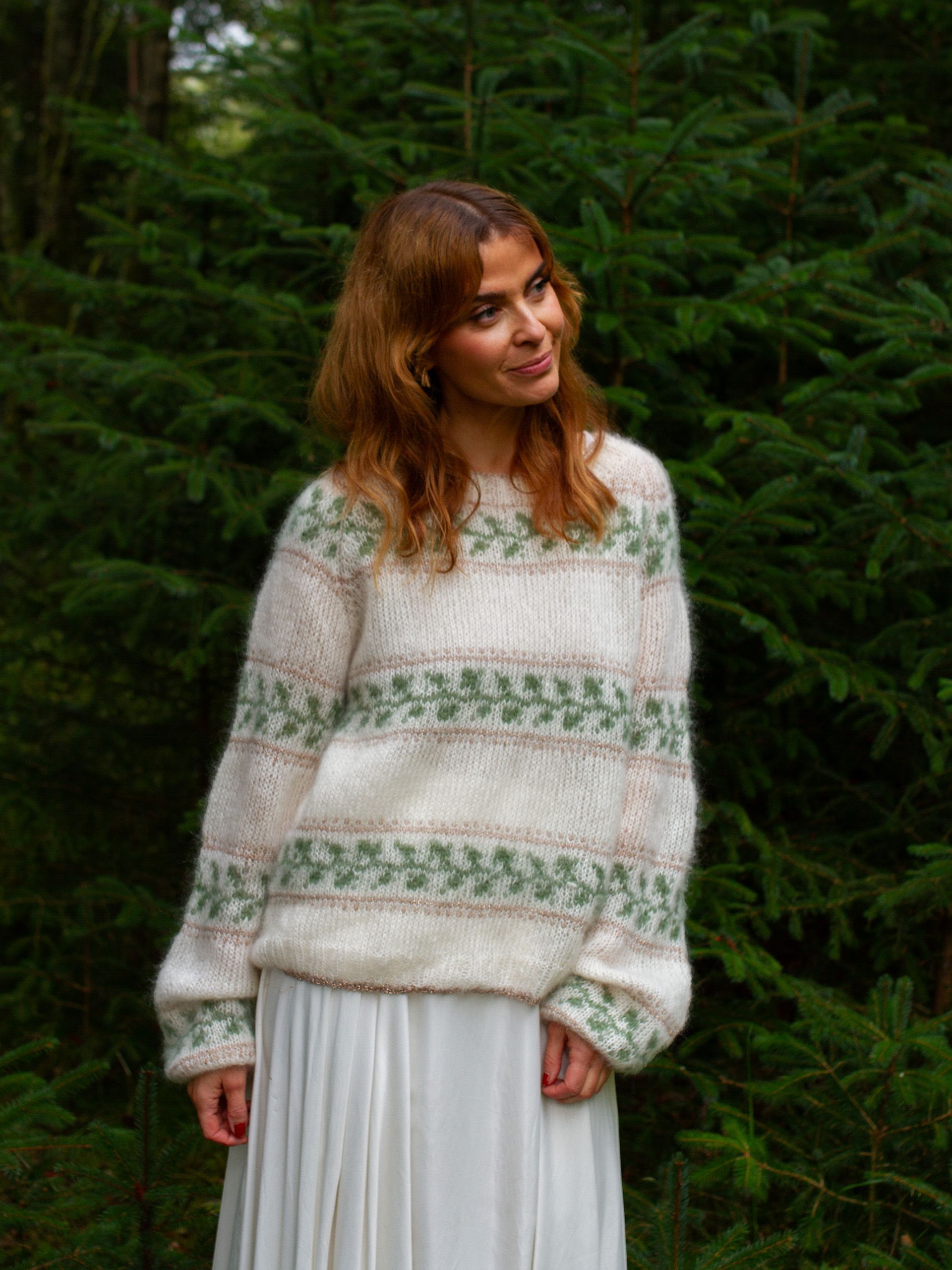 424K-15 WREATH genser dame - Garnius