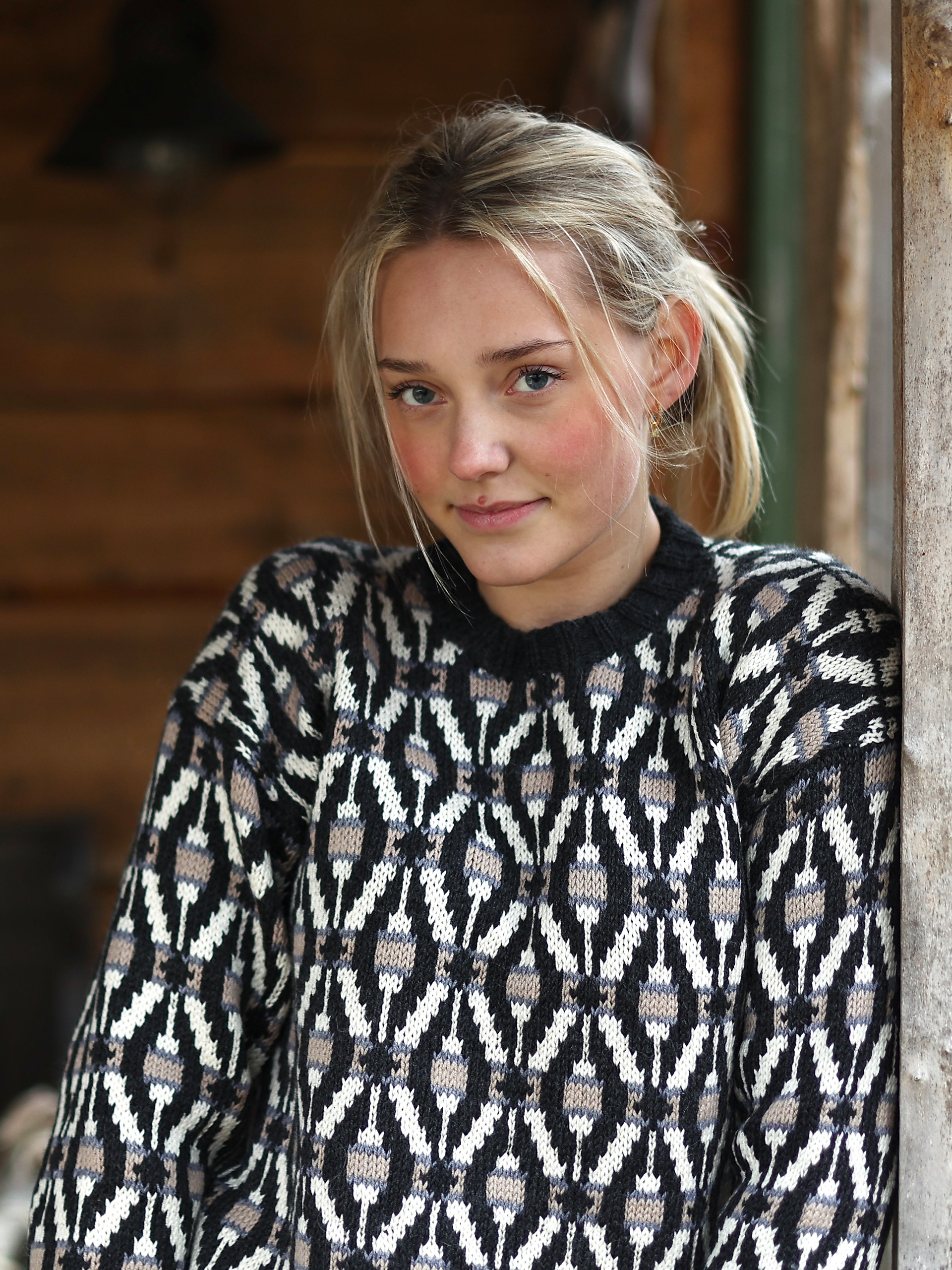 WANG genser sort - Garnius