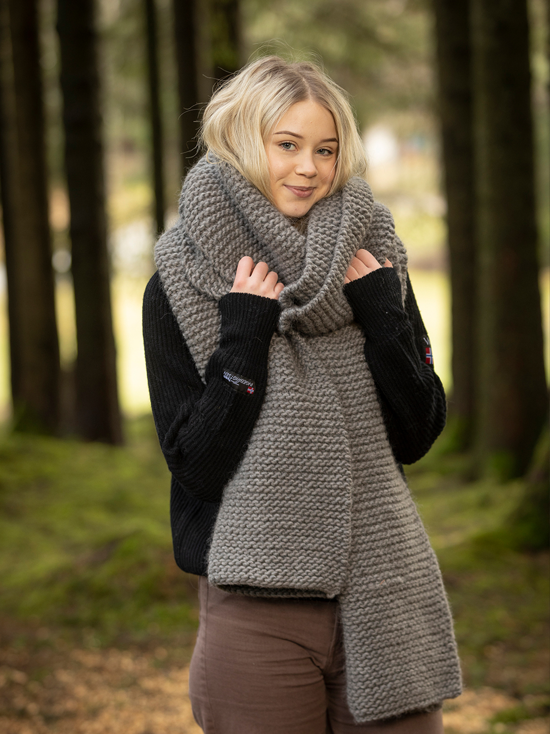 Sjal / Skjerf / Poncho - Garnius